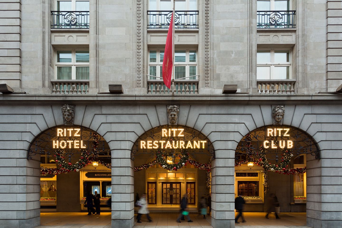All About London: CHRISTMAS AT THE RITZ