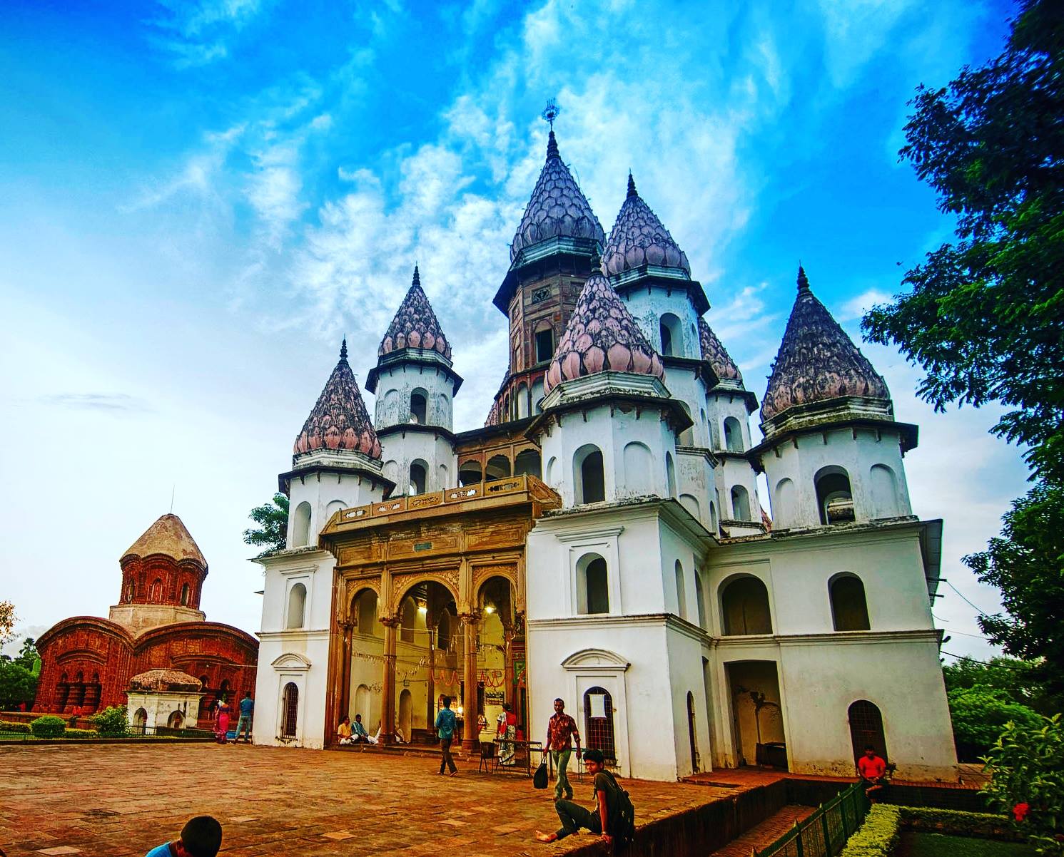 Bansberia: Hangseshwari Temple and Ananta Basudeba Temple - বাক্যবাগীশ