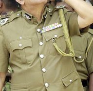 පොලිස් ලොක්කකුගෙන් පොලිස් කාන්තාවන්ට හිරිහැර - විගස පුවත් 24x7 ...