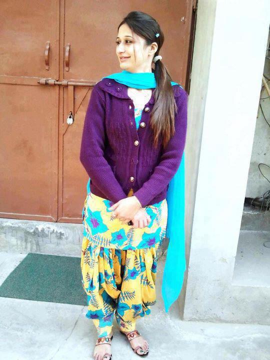 Desi Girls Home: Multan Girls