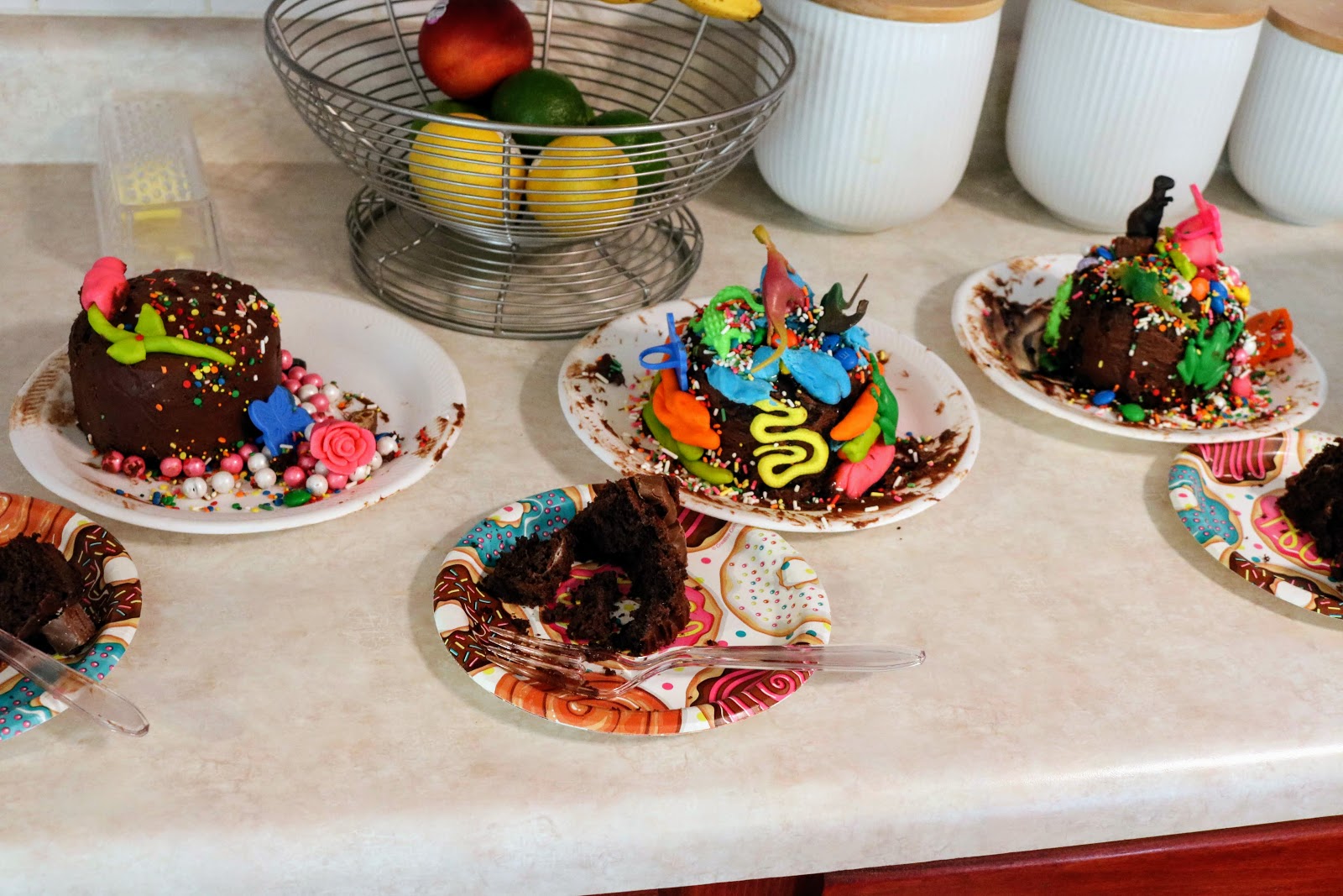 RuthAnne Strong: Cake Decorating Day