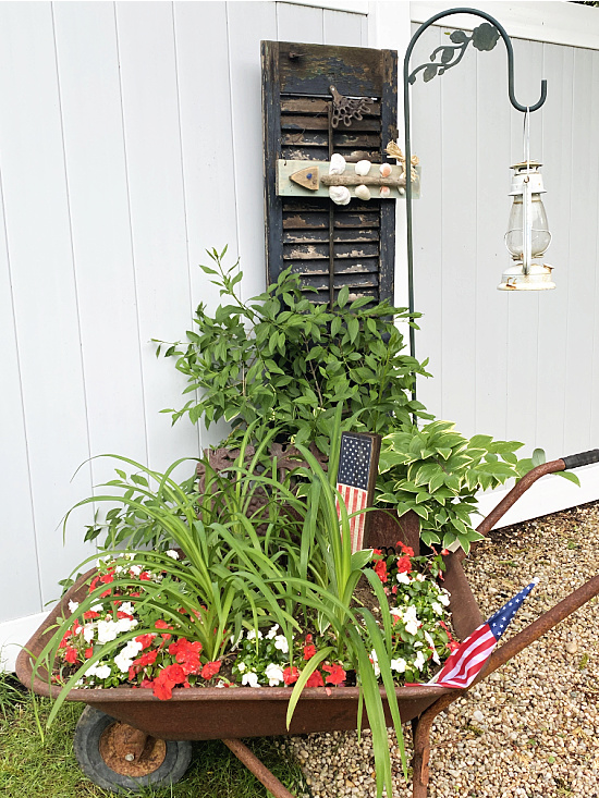 Fish Bone Art with Shells