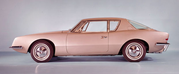 poeschl on cars : Lines of Influence: The Avanti and How It Grew
