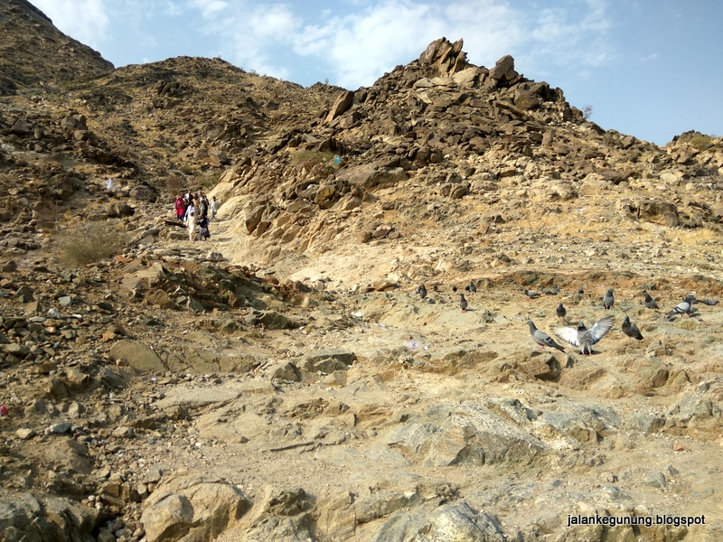 Jalan Ke Gunung: Mendaki Jabal Thur