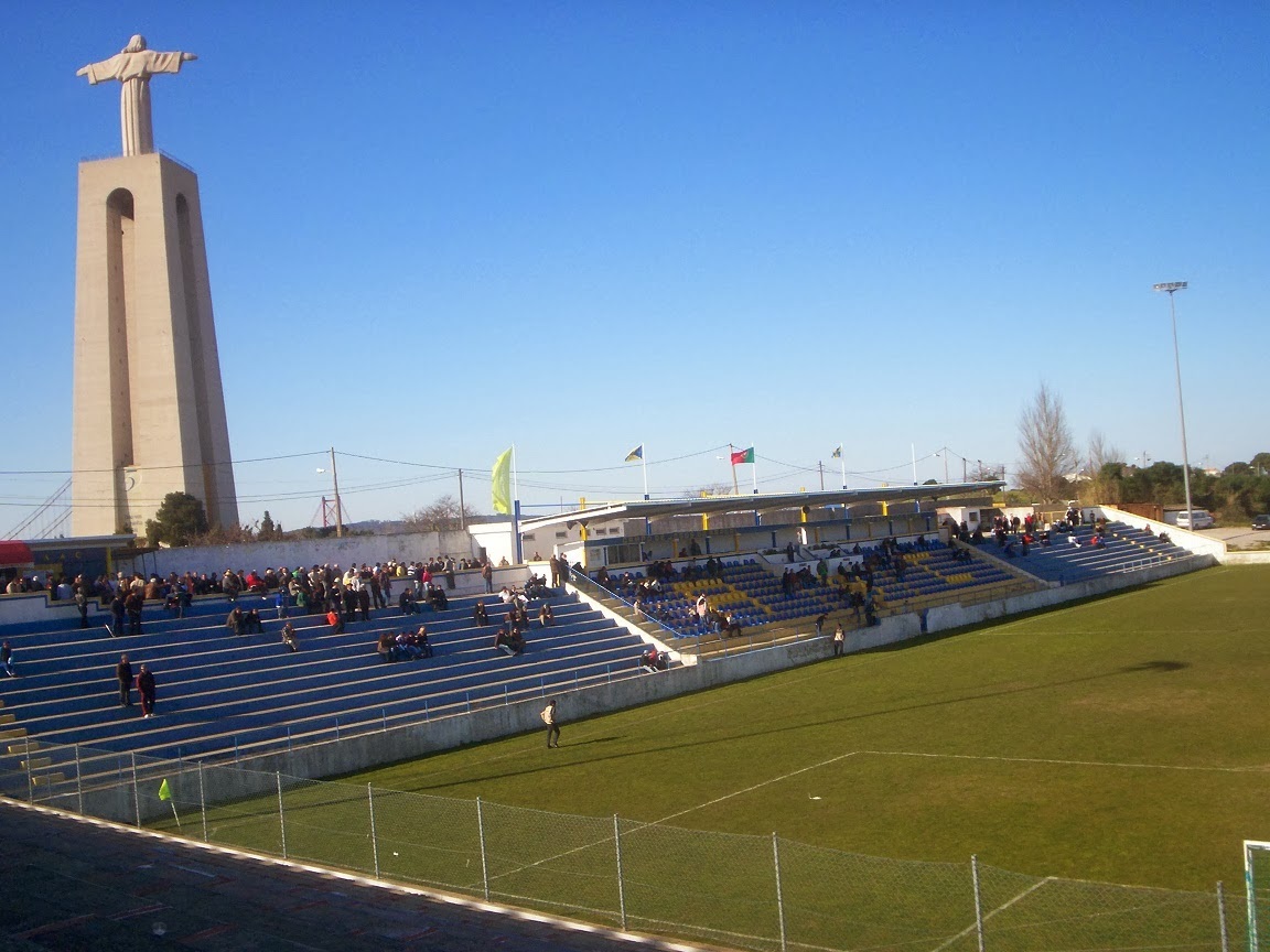 ALMADA»» Equipa sénior apresenta-se aos sócios - JORNAL DE DESPORTO