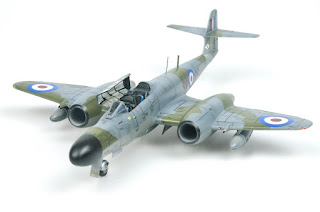 A.W. Meteor Mk.12 - postavený model od Rémiho Schackmanna