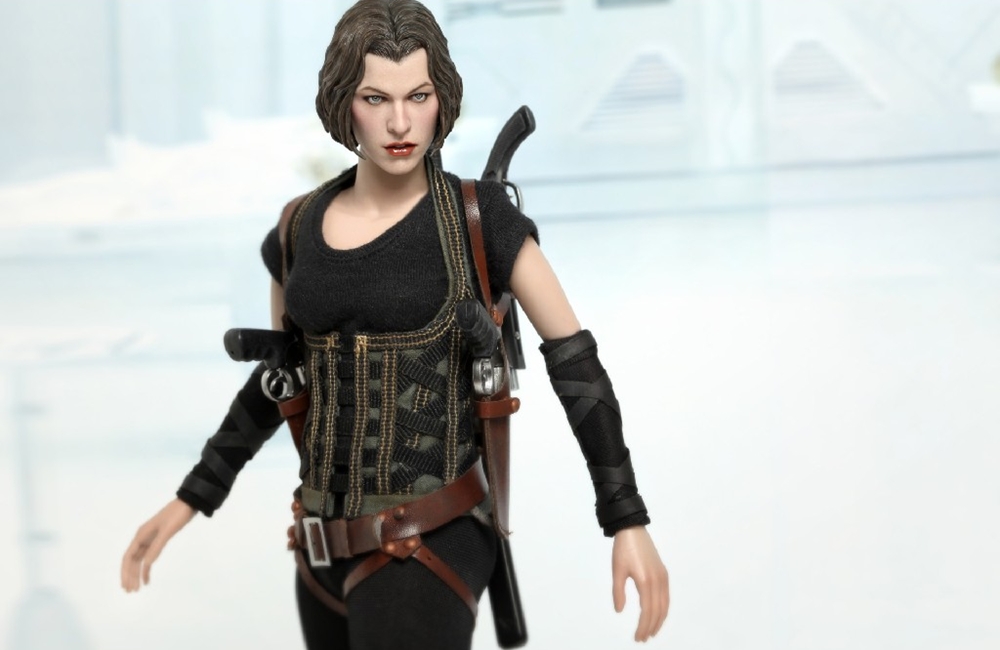 O Planeta Proibido: RESIDENT EVIL 4: RECOMEÇO - ALICE (Hot Toys)