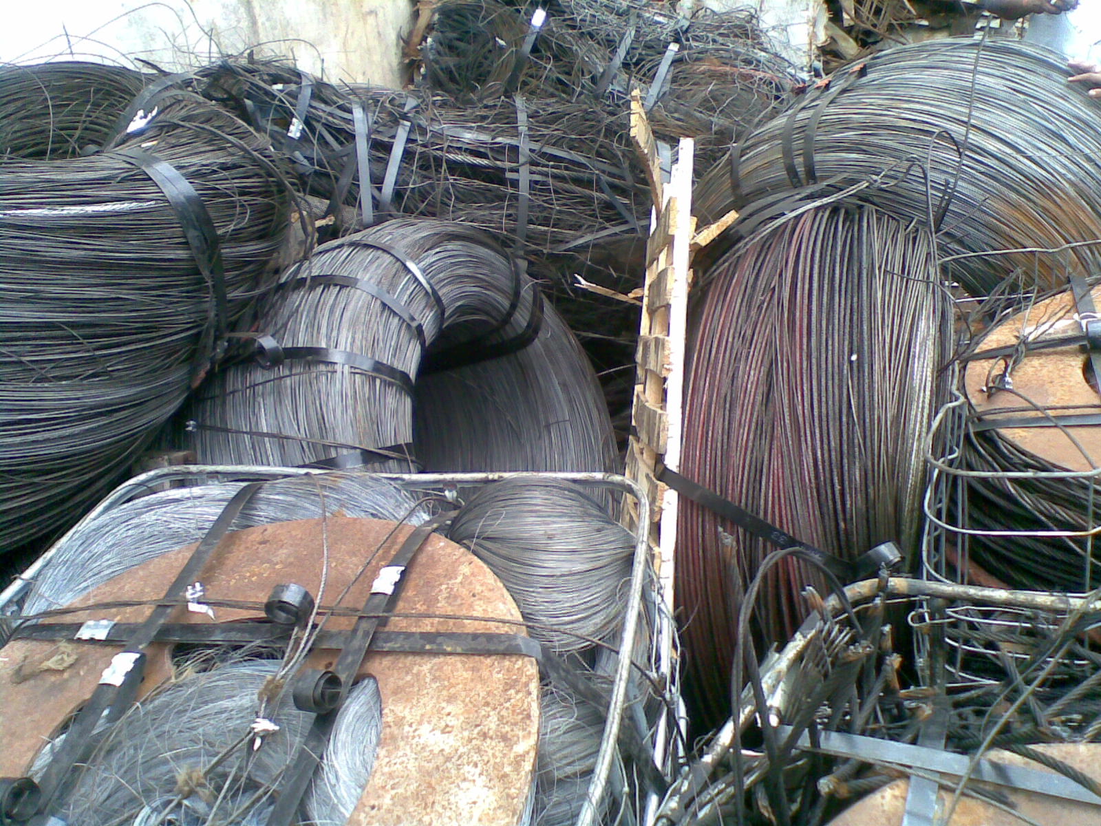 NATIONAL SPRING INDUSTRIES: PRODUCTS WE BUY - WIRE ROPE