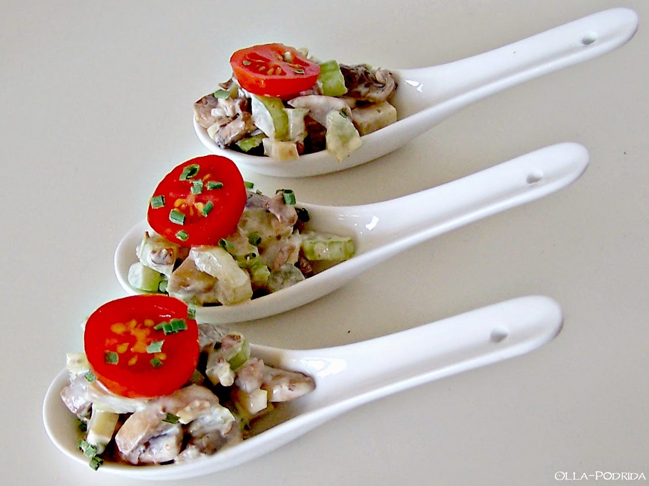 Olla-Podrida: Cosmo Salad