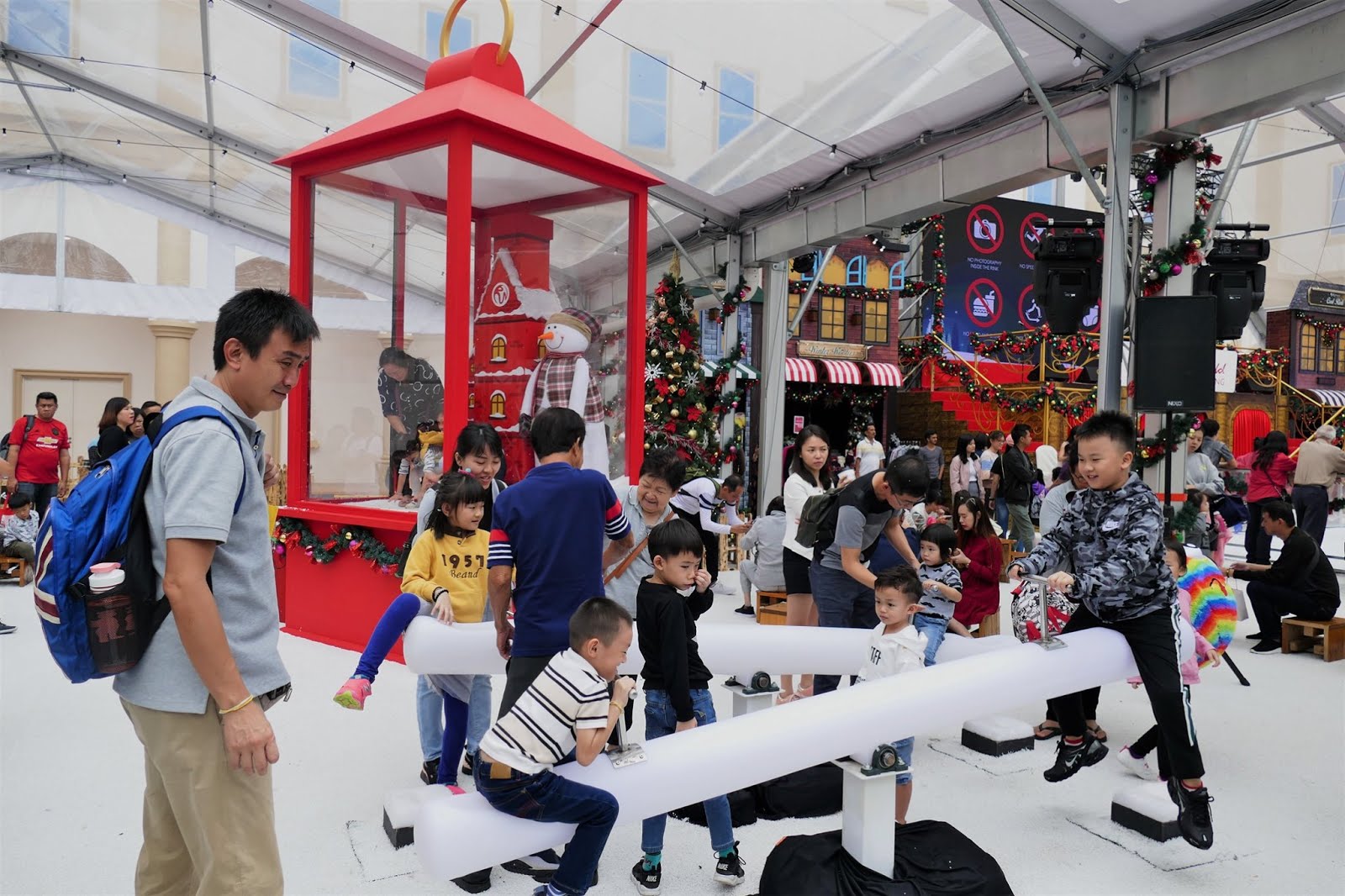 Holiday goers flock to Genting’s Winter Wonderland