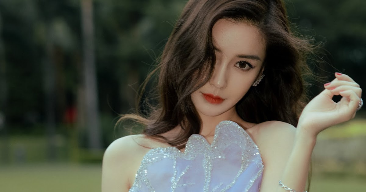 China Entertainment News: Angelababy poses for photo shoot