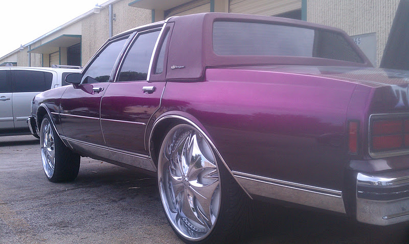 PHOTOGRAPHY BY MIAMIEARL: Box Chevy LS Brougham on 26' DUB Esinem