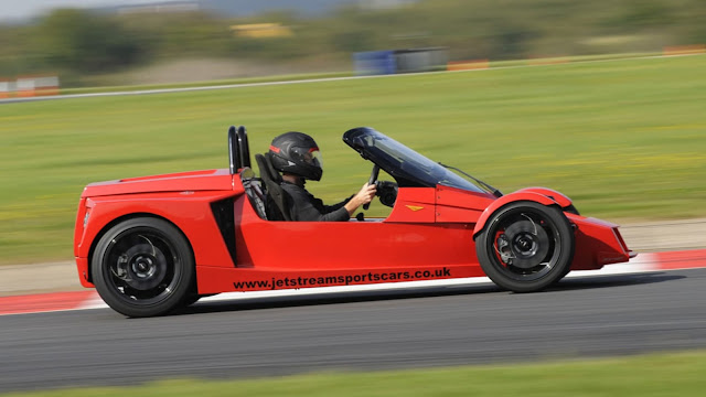 The Jetstream SC250, a rorty little track car