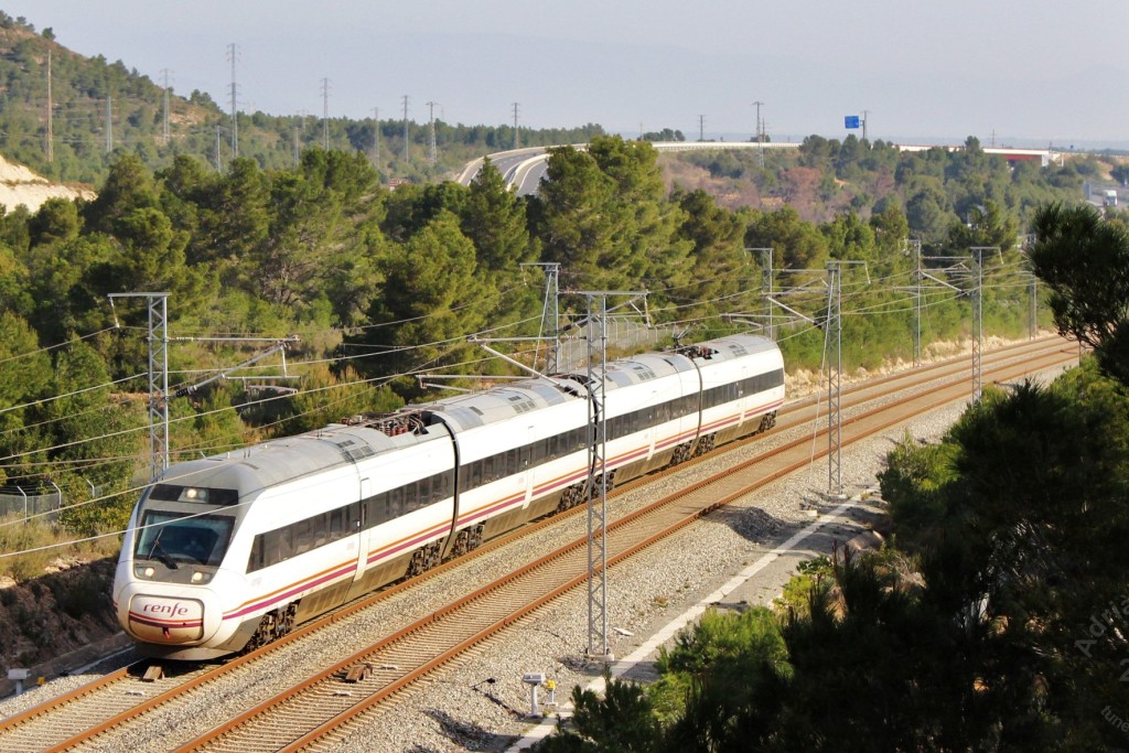 Rails sense fronteres: Unitat de Tren d'Alta Velocitat Regional (AVR ...