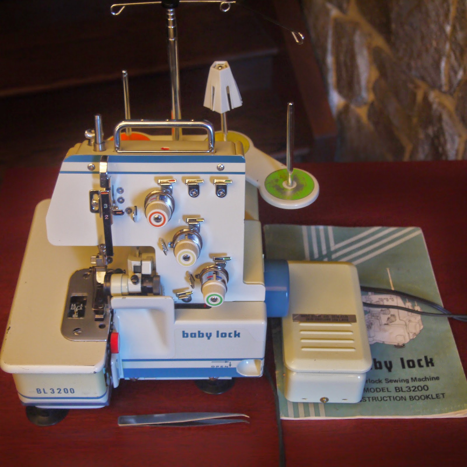 Tight Acres: Baby Lock BL3200 3-Thread Overlocking Machine