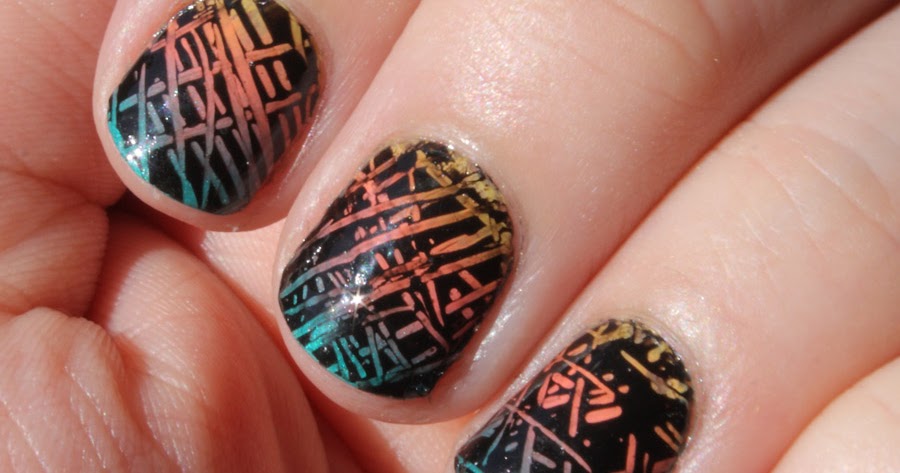 Mommy Does Her Nails: Scratch art manicure