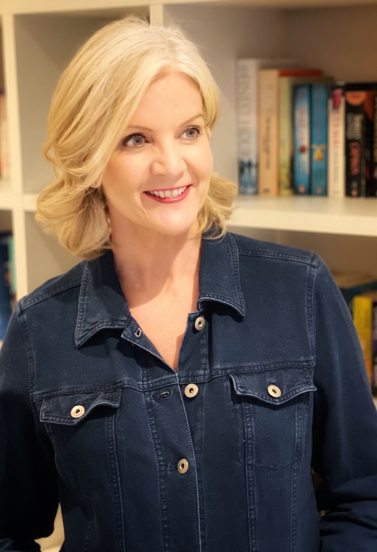 The Happy Family by Jackie Kabler : REVIEW