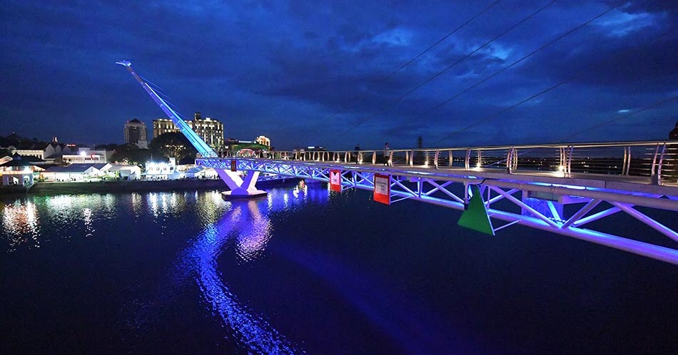 Jambatan Darul Hana - Tempat percutian dan pelancongan menarik di Bandaraya Kuching, Sarawak.
