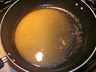 The Briny Lemon: Chicken in White Wine Broth with Pan-Seared Rapini