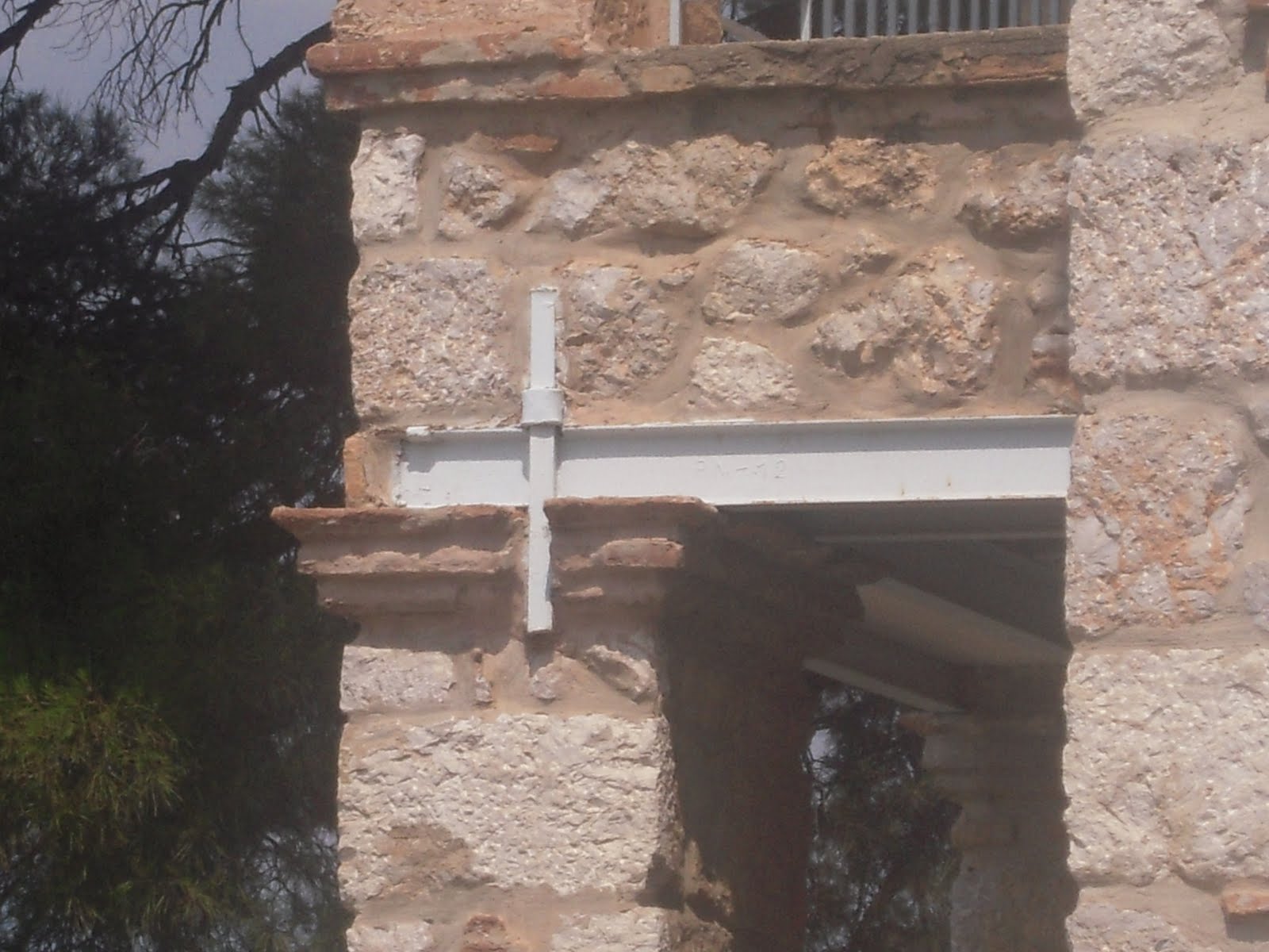OBJECTS-BUILDING-SITUATIONS: Steel Beam Vernacular: 1910s Greece