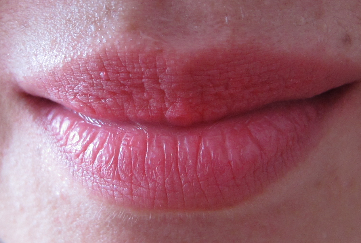 My Makeup Blog: makeup, skin care and beyond: The Most Pigmented Red ...