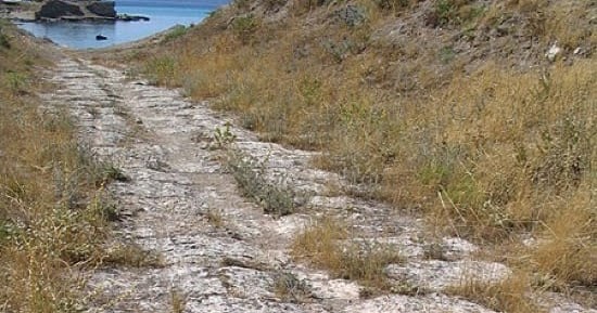 Diolkos, el tren griego de hace 25 siglos - Curistoria - Curiosidades ...