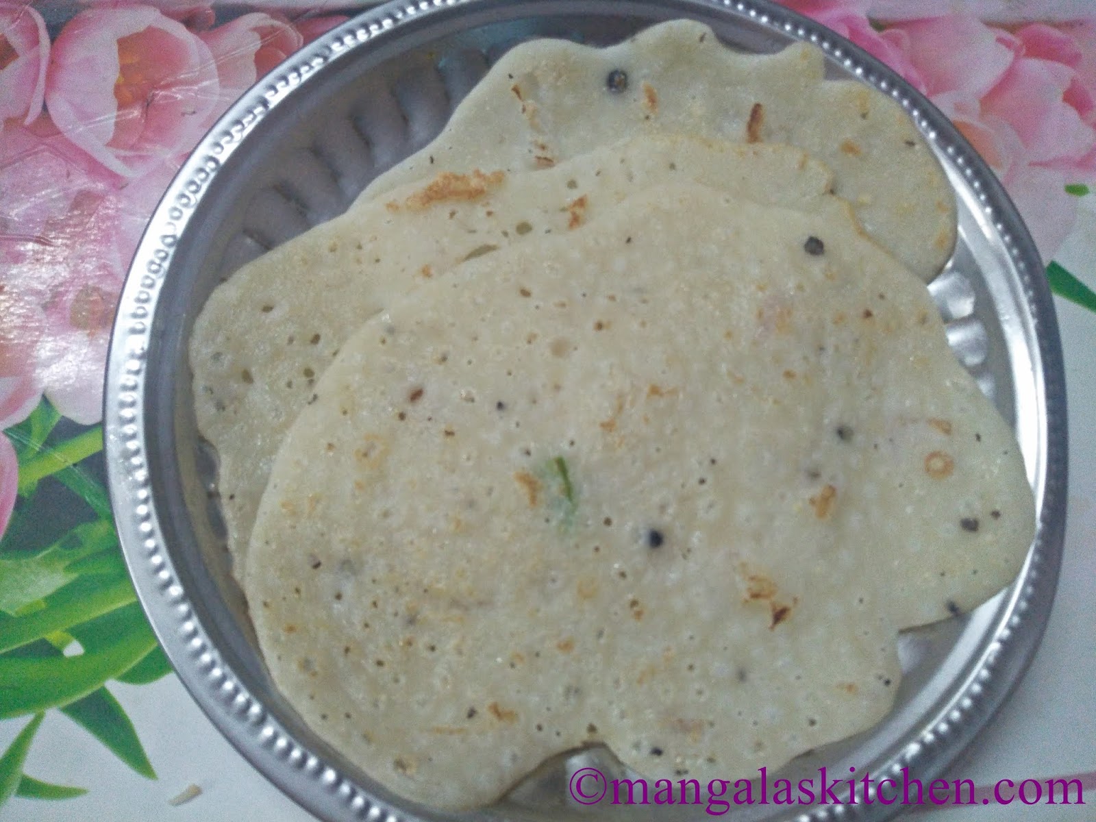 Akki Roti / Arisi Adai - Healthy Karnataka Breakfast Recipe ~ Mangala's ...