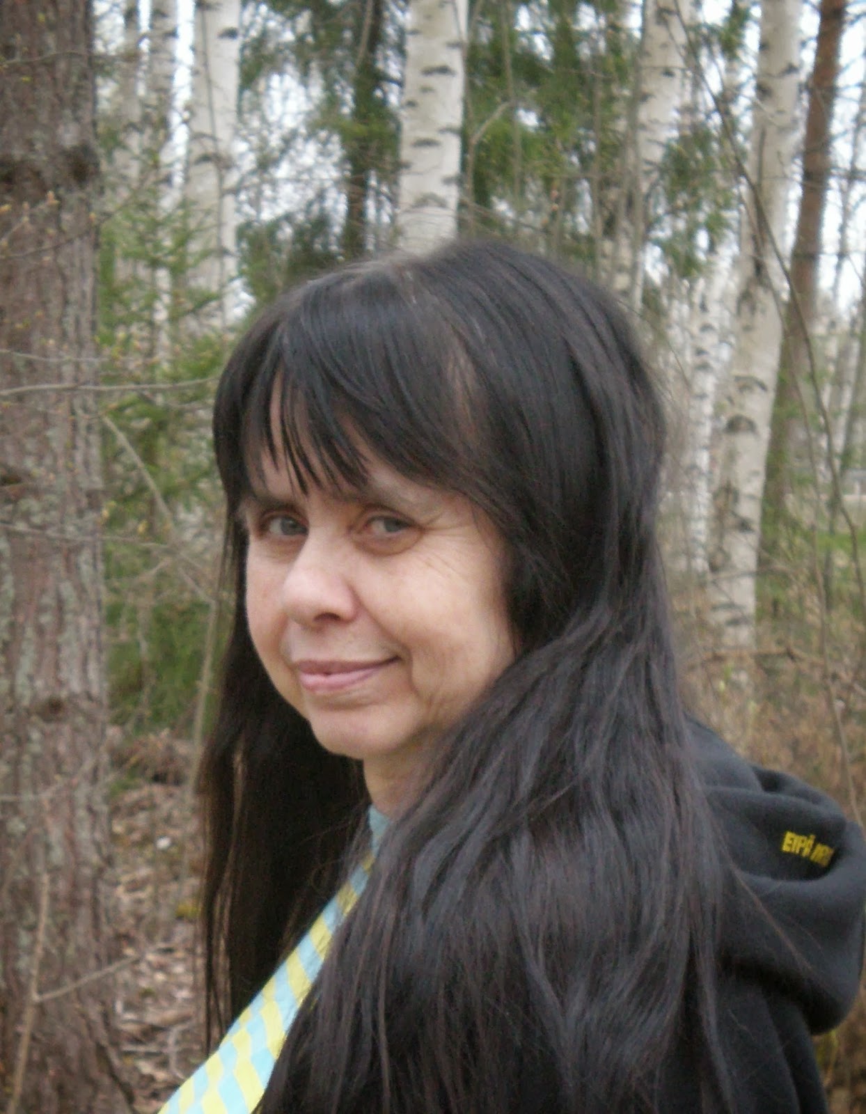 SIVUKIRJOITUKSIA: Maa on syntinen laulu -elokuva 21.1.2014