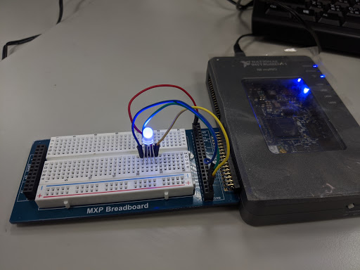 [ LabVIEW實作 - NI myRIO基礎篇 ] RGB三色LED燈 硬體交換控制