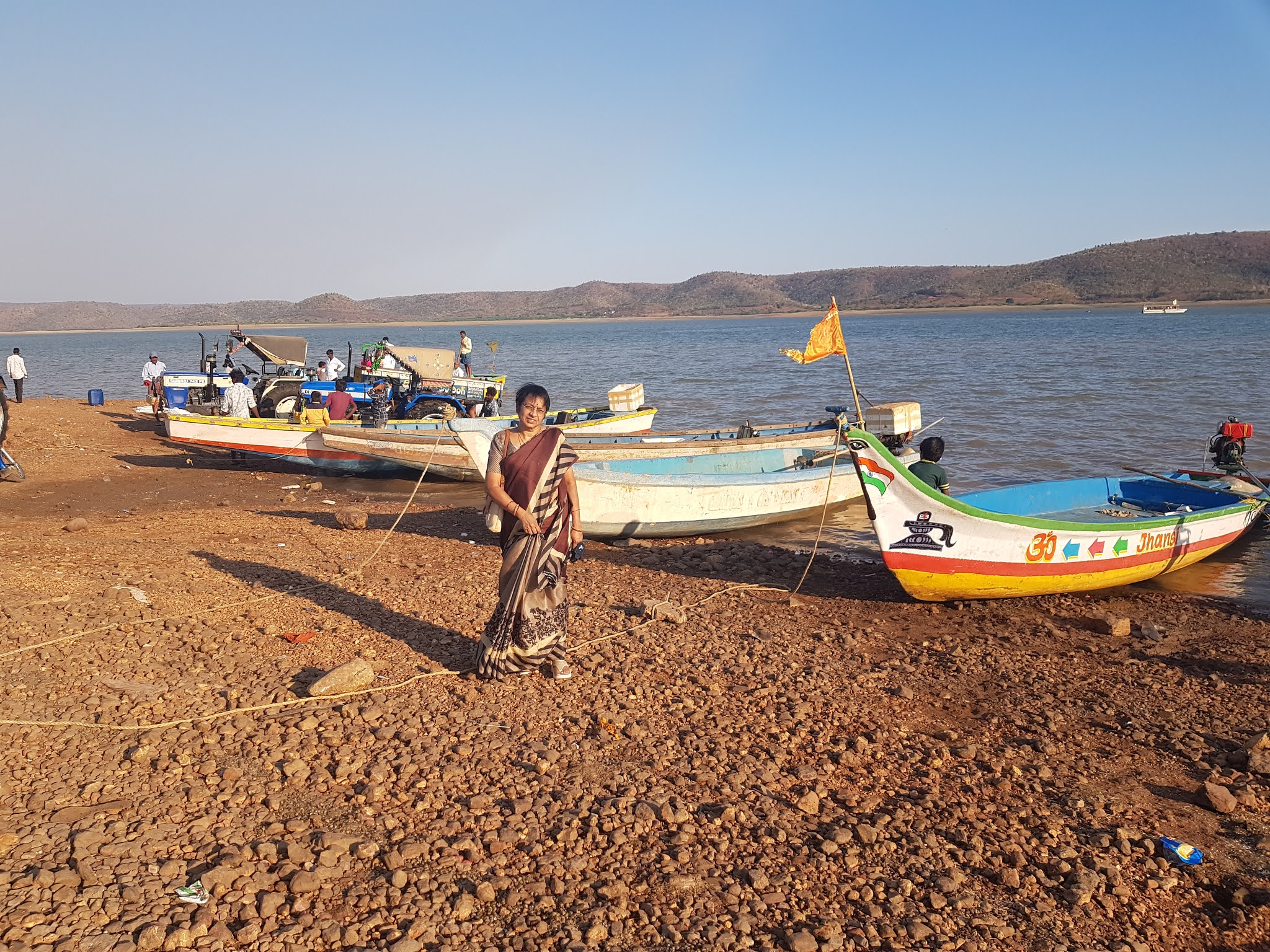 Raghu's column!: Sri Lalitha Someshwara Swamy Temple, Somasila.