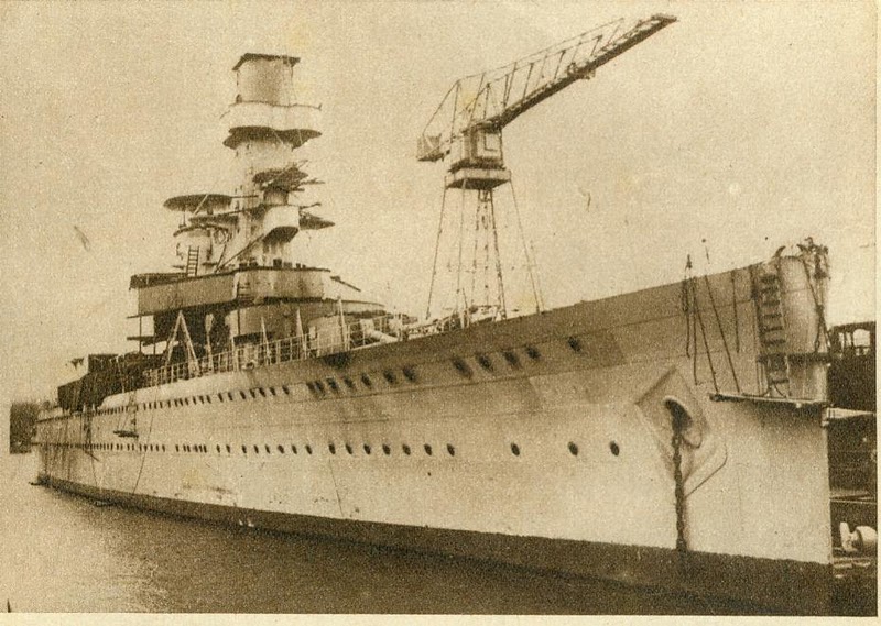 WARSHIPSRESEARCH: The Dutch light cruiser Hr. Ms. De Ruyter 1933-1942