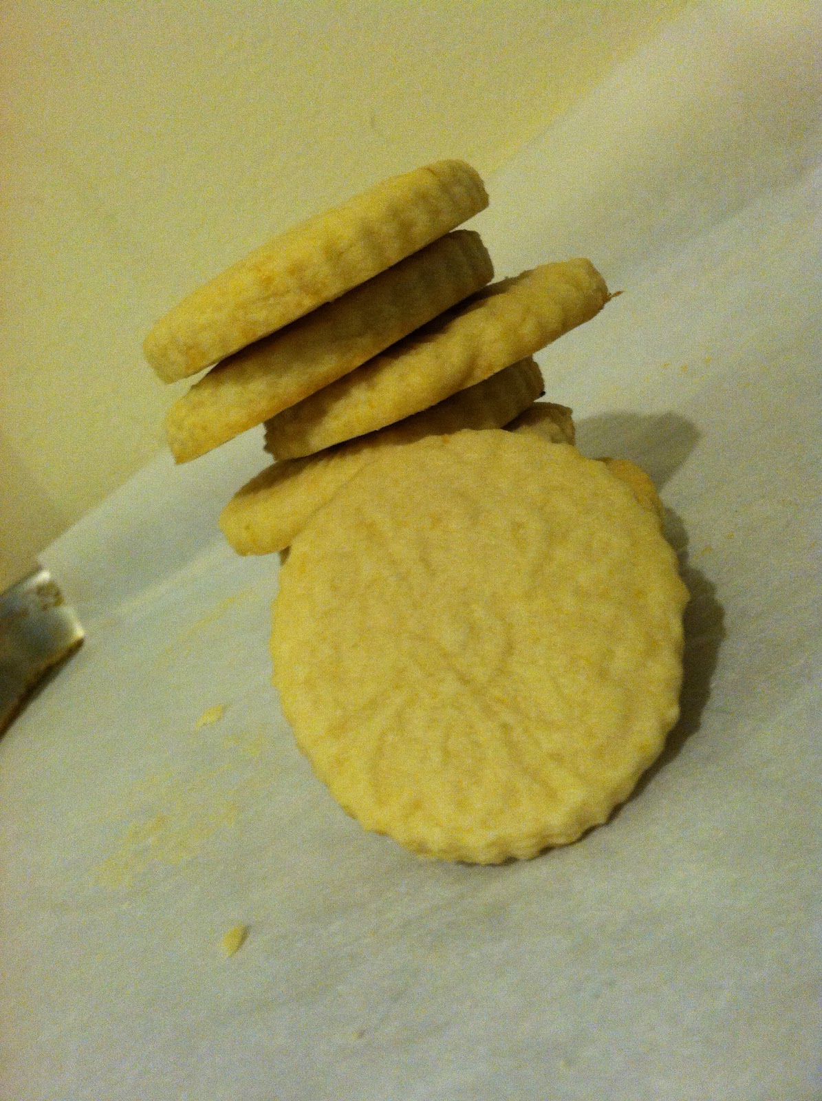 Julie Vision in the Kitchen: Stamped Lemon Shortbread Cookies
