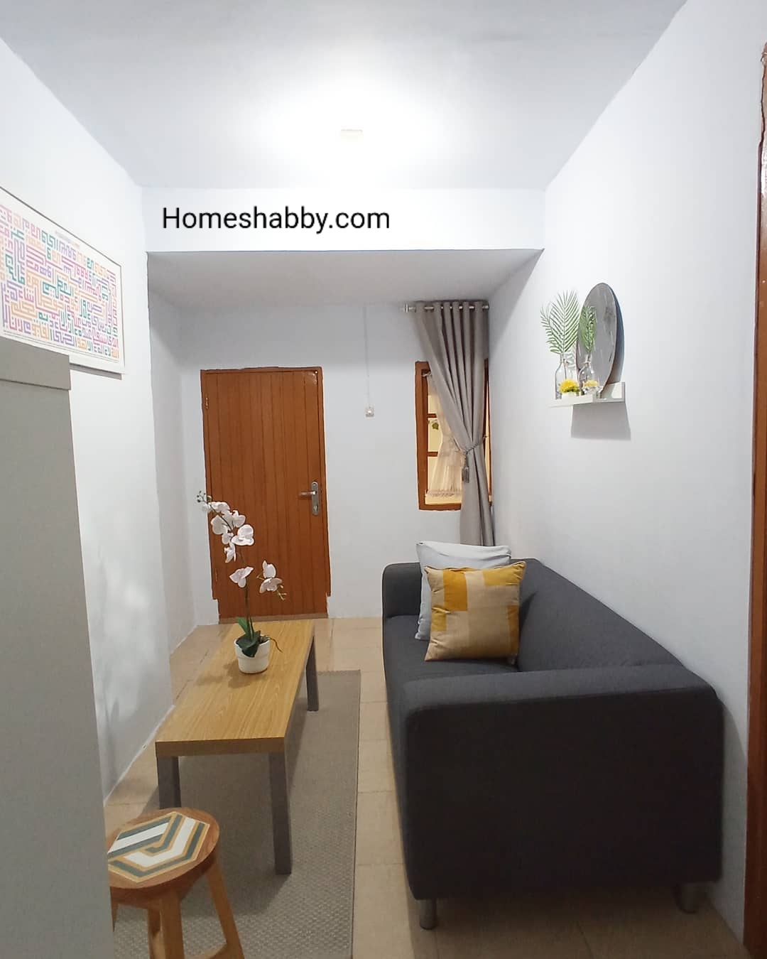 6 Desain Inspirasi Ruang Tamu Kecil. Memang Benar lho Kecil Itu Indah ...