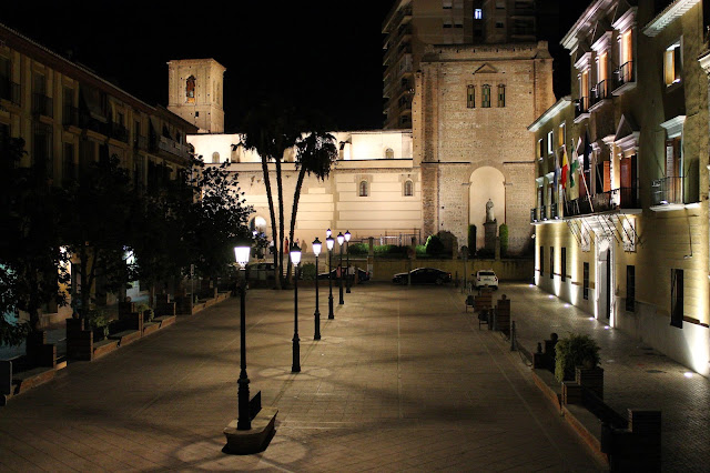 PLAZAS DE MOTRÍL