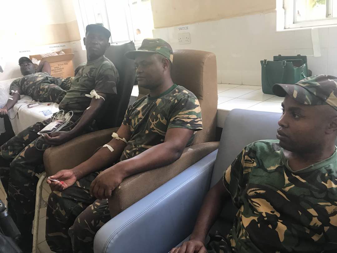 ASKARI WA JWTZ KAMBI YA TANGA YASHEREHEKEA SIKU YA MASHUJAA KWA USAFI ...