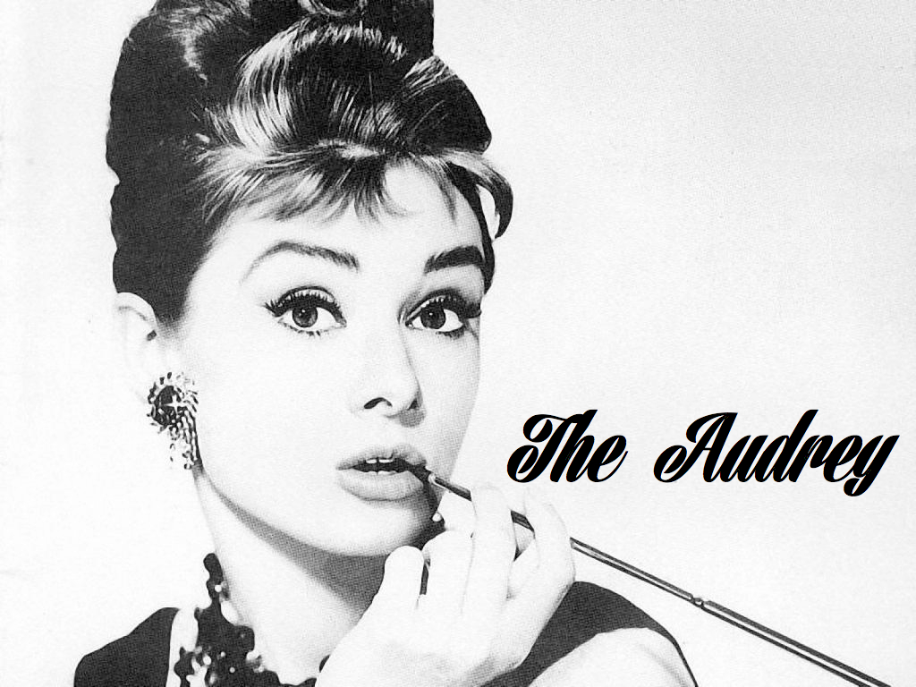 Your Signature Beauty Look: The Audrey - College Gloss