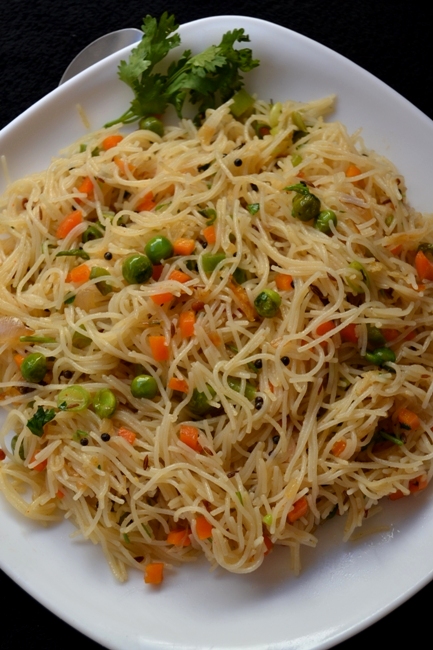 Vaniensamayalarai: Semiya Pulao / Vegetable Vemicelli Pulao