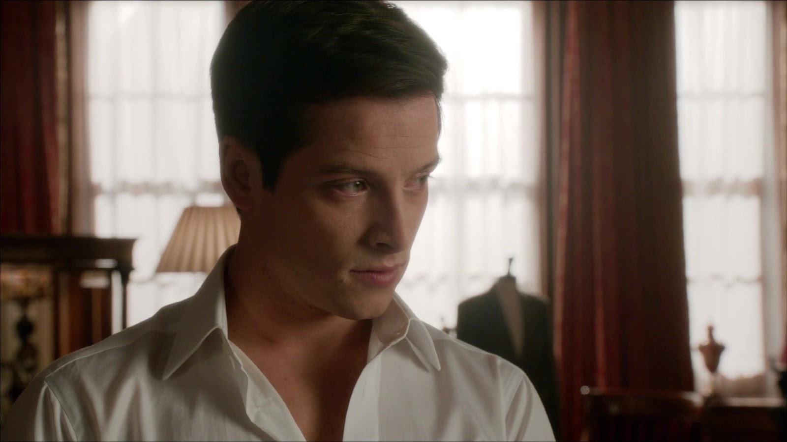 ausCAPS: Sam Cassidy shirtless in Guilt 1-03 "Exit Wounds"