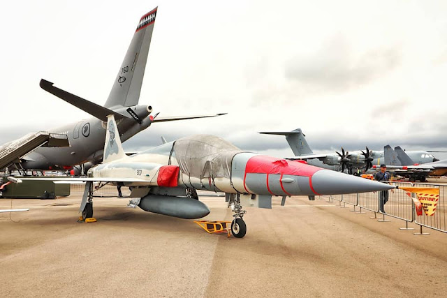 AAG_th บันทึกประจำวัน: กองทัพอากาศไทยจัดแสดงเครื่องบินขับไล่ F-5TH ...