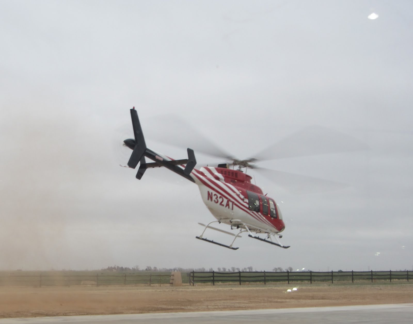 Hundewanderer.com: Chasing Helicopters: Arizona to New Mexico