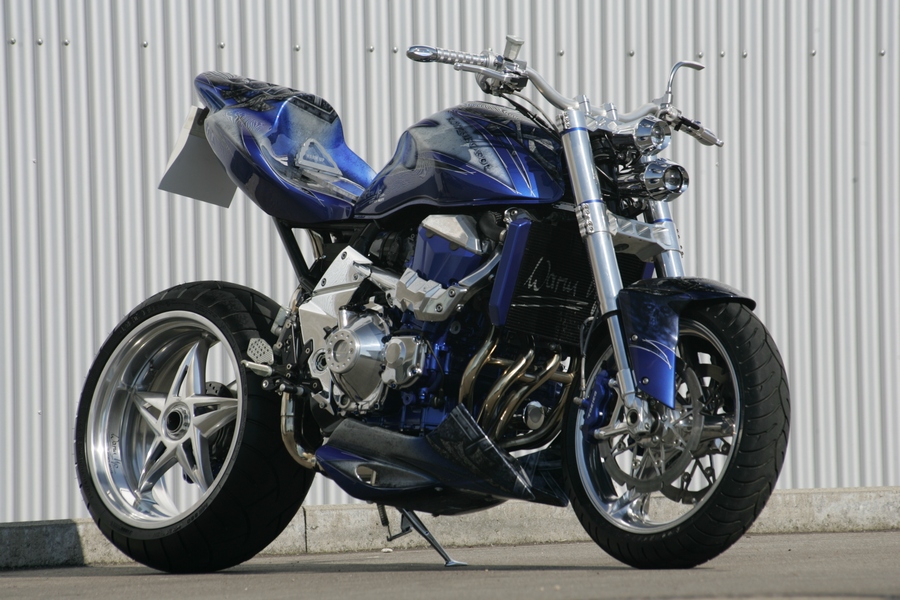 kawasaki: kawasaki z1000