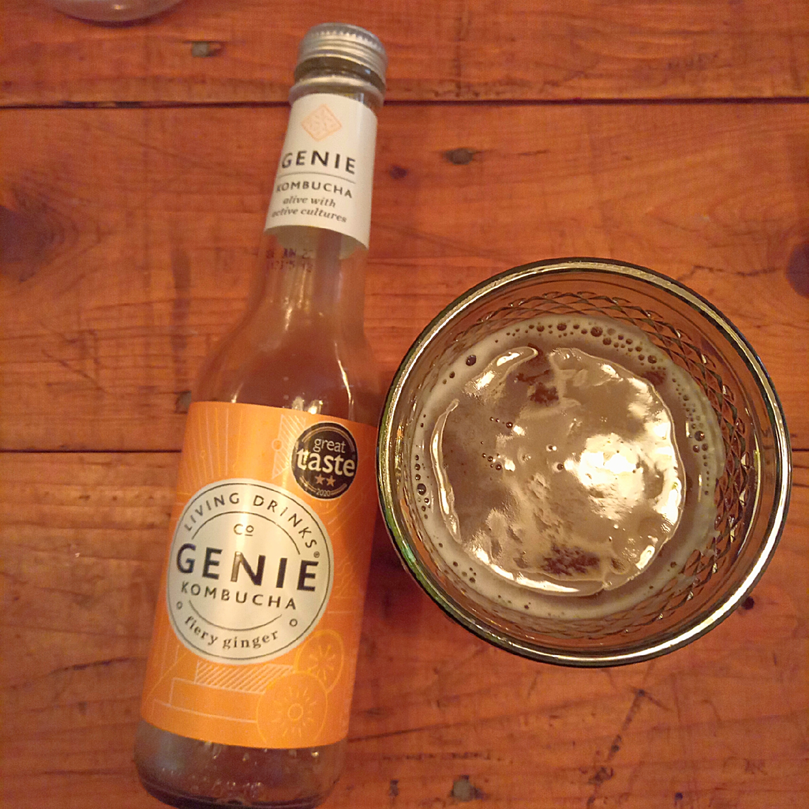 Supersupergirl's Food Reviews: Kombucha drinks by Genie Drinks