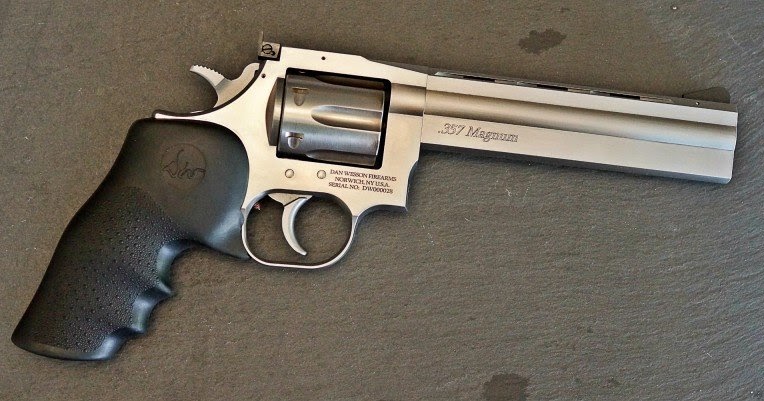 Revólver Dan Wesson Mod.715 | Armas de Fuego