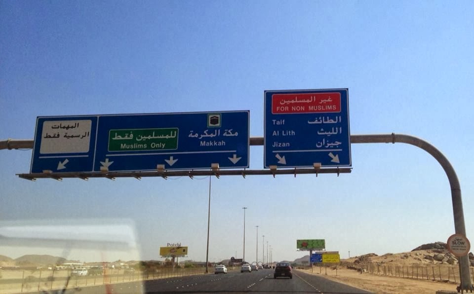 Saudi Arabia - signage | Saudi arabia, Signage, Highway signs