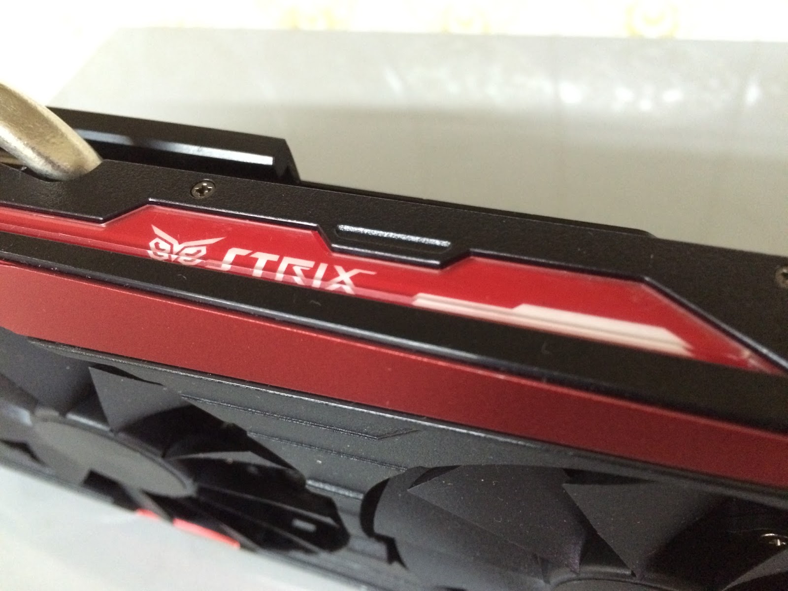 Unboxing & Review: ASUS Strix R9 390X