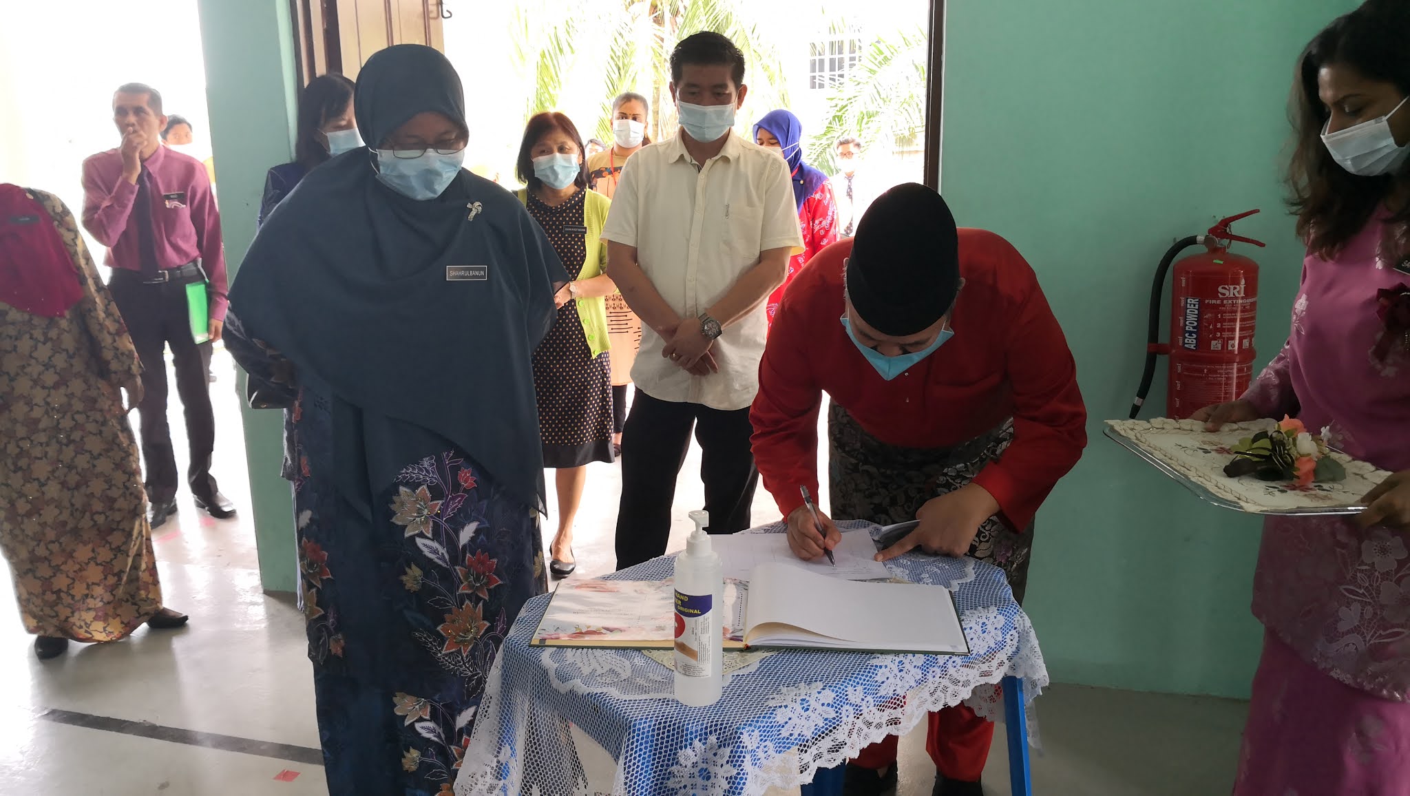 Majlis Perpisahan Tn Haji Abdul Rahman Bin Ngah - SMK Taman Bukit Indah ...