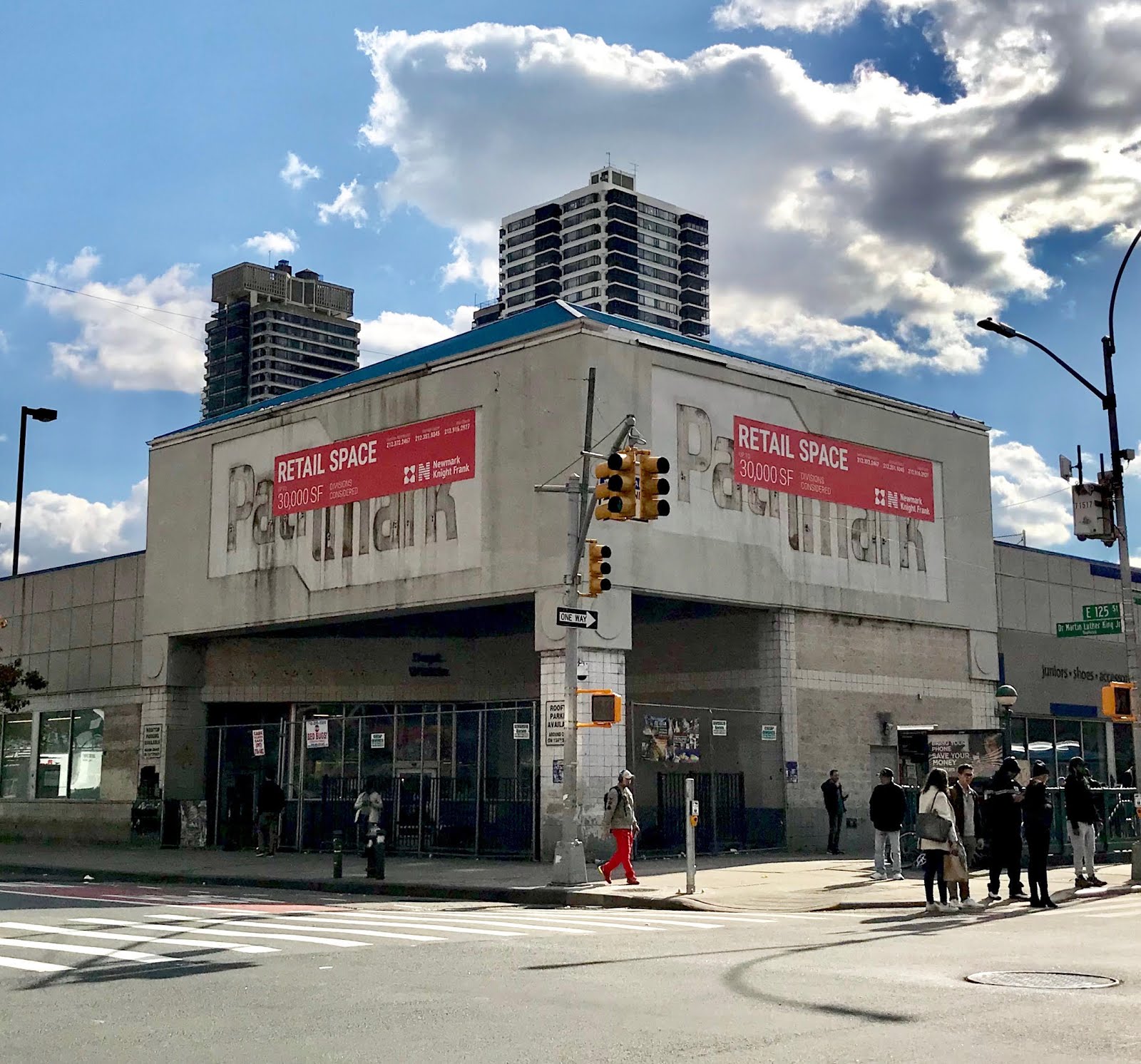 H A R L E M + B E S P O K E: CONSTRUCTION: UPDATE AT EAST 125TH PATHMARK