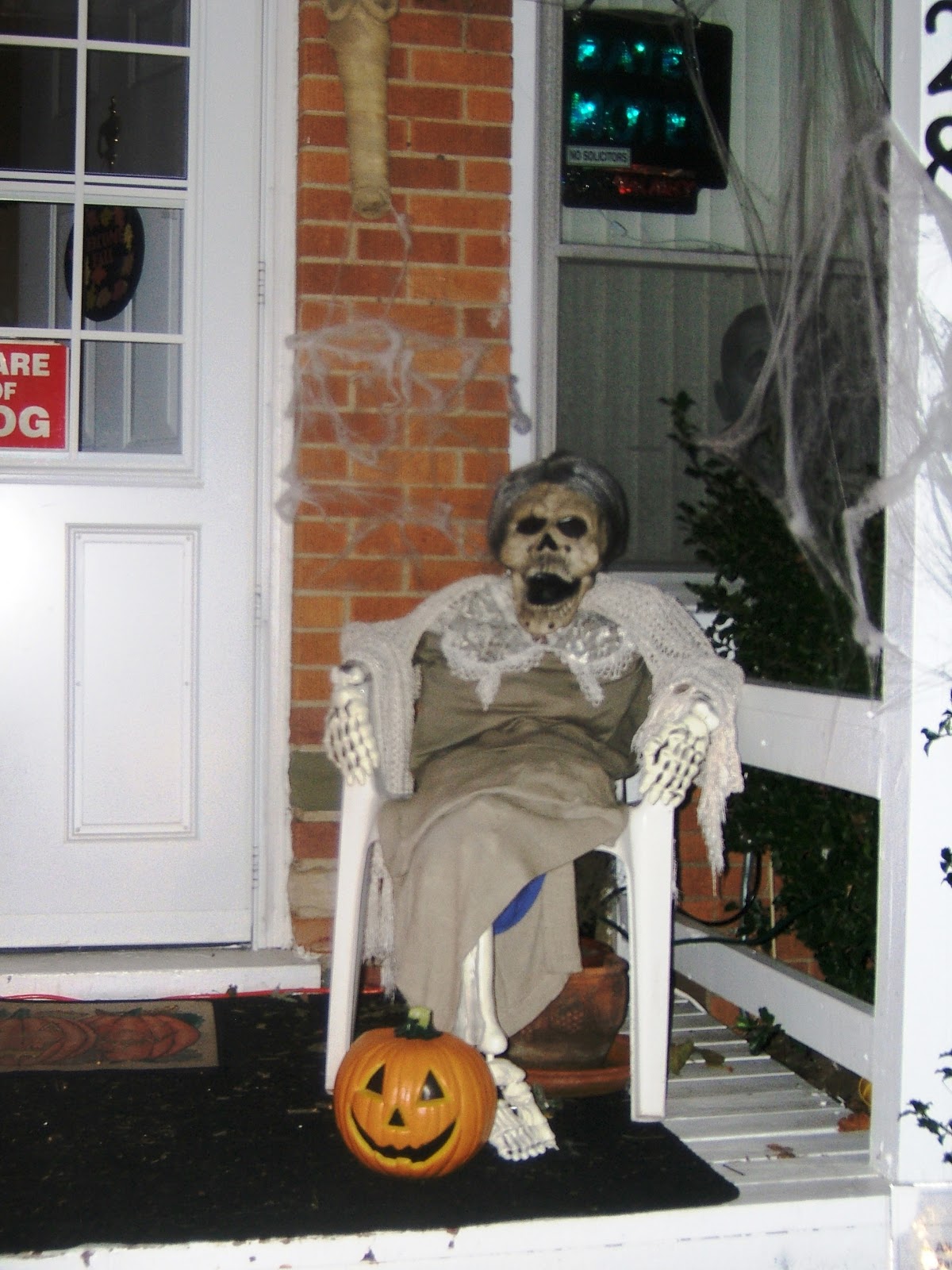 Spirits on Sproat: Spook spotlight: Meet Mrs. Bates