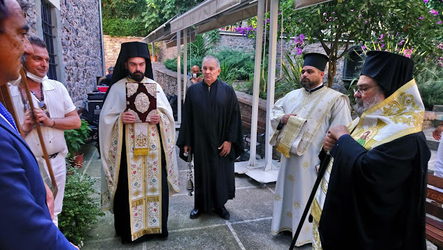 ΛΙΤΑΝΕΥΟΝΤΑΣ ΤΗΝ ΠΑΝΑΓΙΑ ΣΤΟ ΝΙΧΩΡΙ ΤΟΥ ΒΟΣΠΟΡΟΥ (ΦΩΤΟ ΚΑΙ ΒΙΝΤΕΟ ...