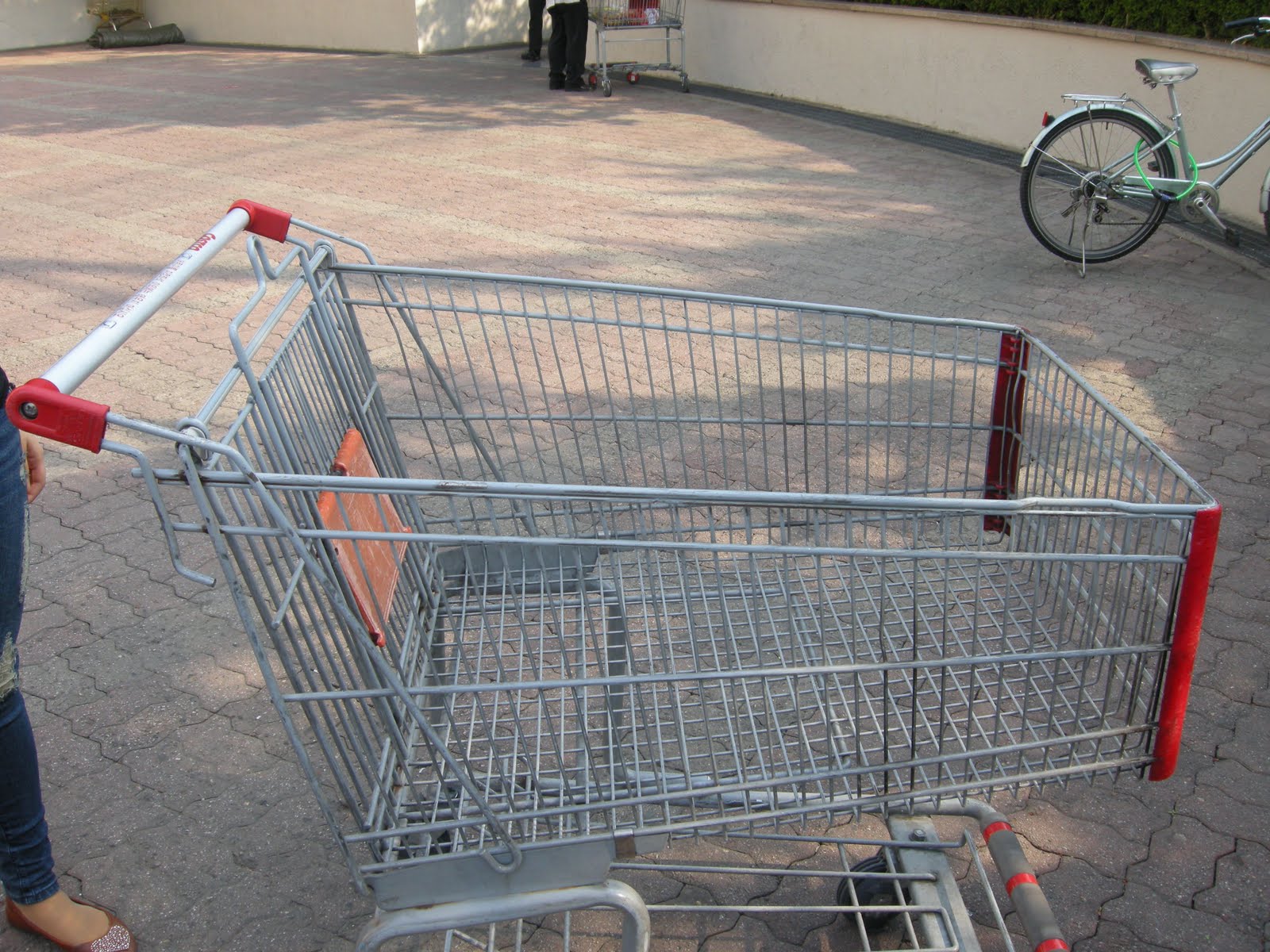 "Costco": Post 3 - " Cart